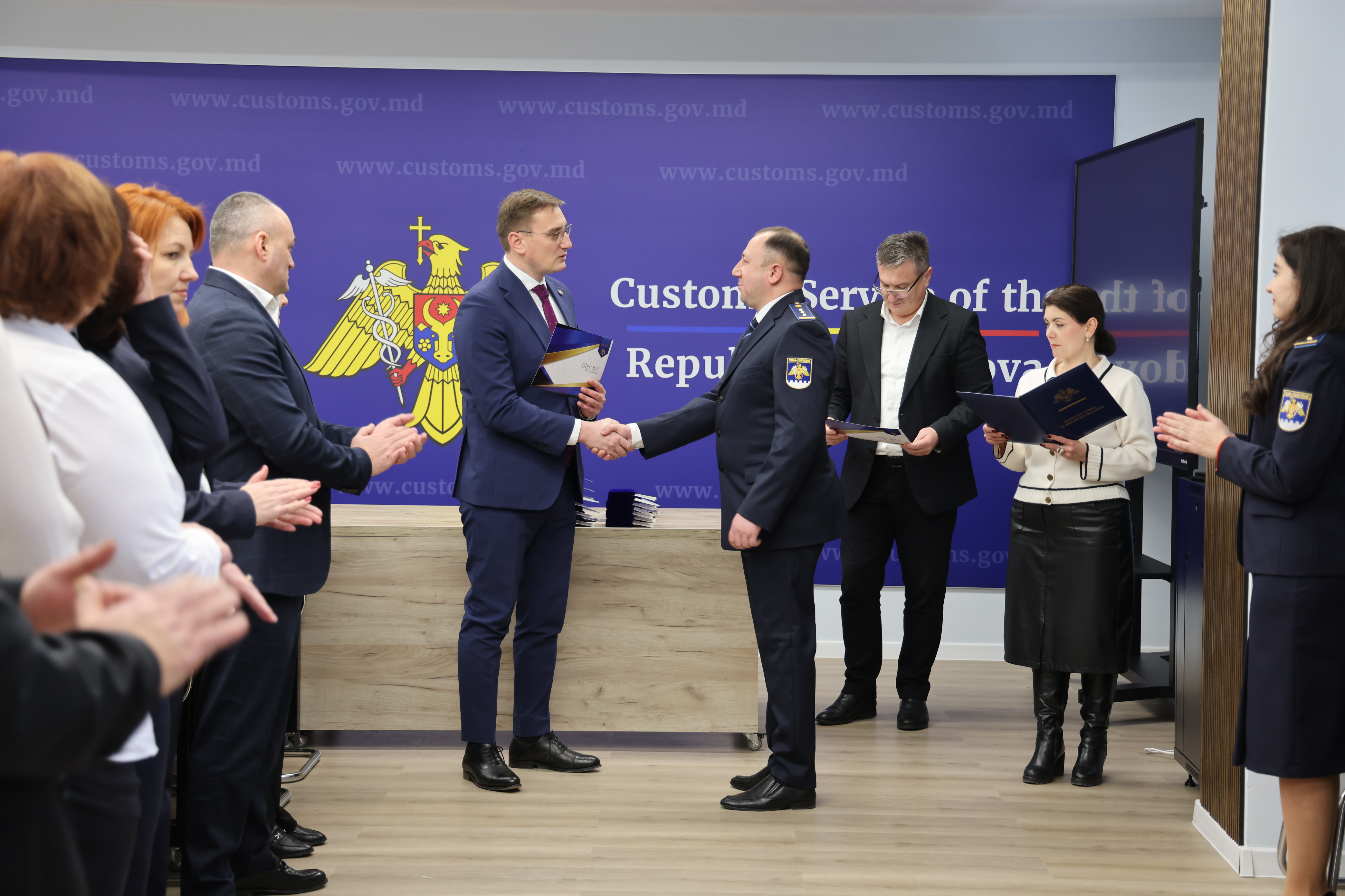Serviciul Vamal al Republicii Moldova - Un final de an dedicat ...